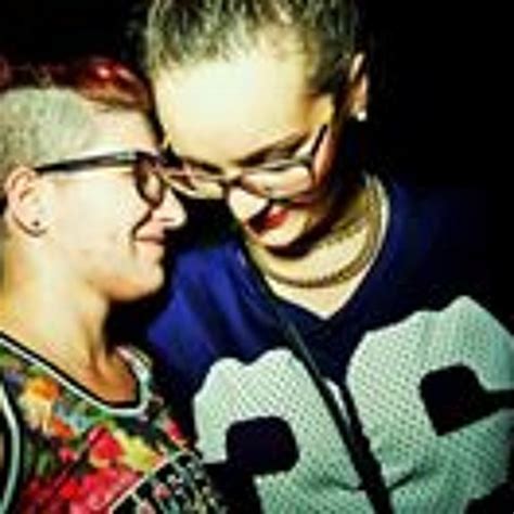 Stream Nicole Finelli Music Listen To Songs Albums Playlists For