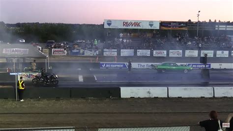 Plymouth Hemi Cuda Drag Races Suzuki Hayabusa Nails An Unbelievable