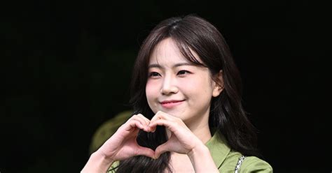 예빈나다 화사한 하트 [포토엔hd]