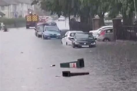 Watch As Bins Float Down Irish Street As Chaotic Orange Flooding Alert Hits Trendradars Uk