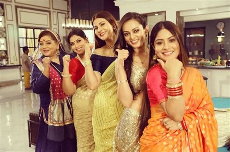 Beautiful Milf Papiya Sen Gupta Keep Swiping R Faptodesiactress