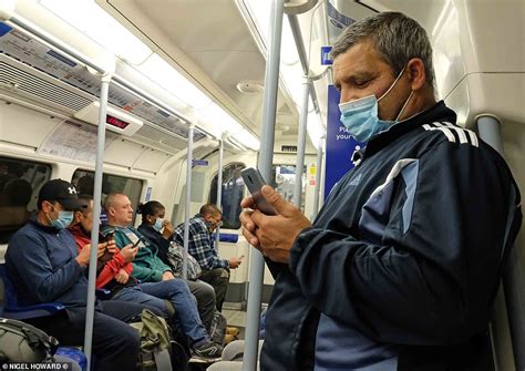 Masks Should Be Compulsory In Shops Restaurants And Pubs Says Bma