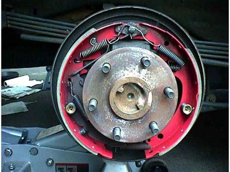 Барабанные тормоза - характеристика