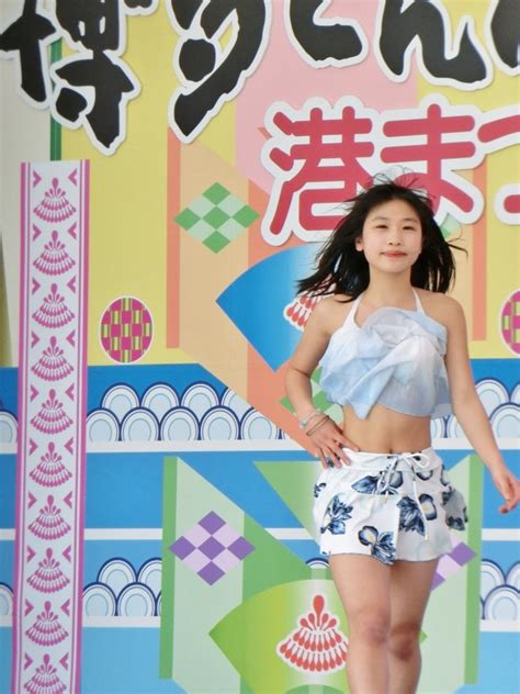 博多どんたく⑧[水着ファッションショーcruise Sororベイビ→ズ]＠港本舞台（5 4） ヒペラーファイター♪（舞台女優のミラっ