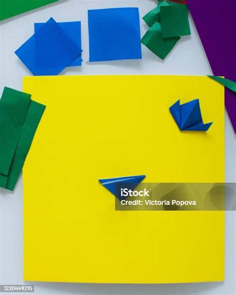 Diy와 아이들의 창의력 어머니의 날을위한 직접 선물 종이 응용 프로그램 종이 접기 기술에 대한 단계별 지침 3단계 3월에 대한 스톡 사진 및 기타 이미지 Istock