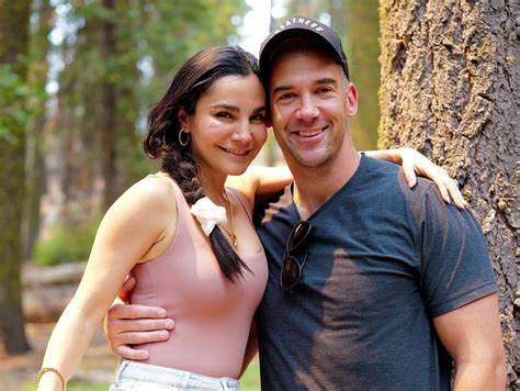 Conoce A Lewis Howes El Futuro Esposo De Martha Higareda