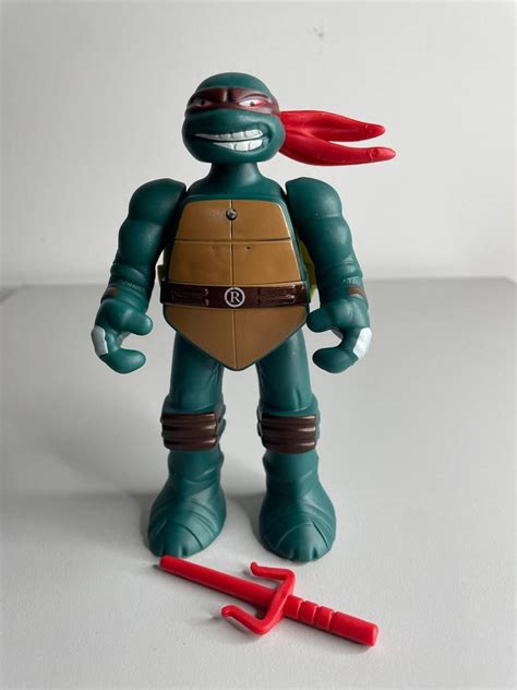 Фигурка Черепашки ниндзя Рафаэль с оружием купить с доставкой по выгодным ценам в интернет