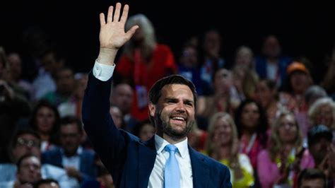 Депутат Рады назвал выдвижение Вэнса на роль вице президента «сложным сценарием — РТ на русском