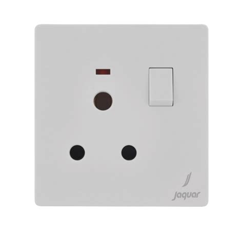 A Switched Socket With Indicator White