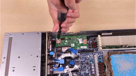 Lenovo Thinksystem Sd535 V3 Removing A Firmware And Rot Security Module Youtube