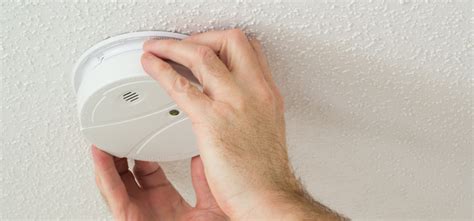 How To Change A Smoke Alarm Battery Service Au