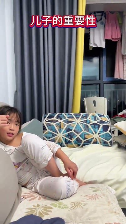 家里小帮手 我家最懒的，每次弟弟动手姐姐玩，哎要求也不那高了，有个懂事的儿子瞬间觉得在苦和累都不那么重要了分担家务平平淡淡小日子