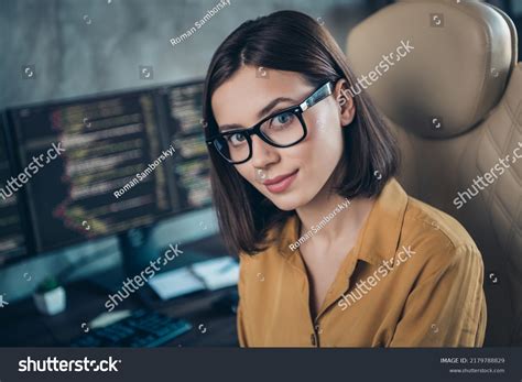 67 348 Web Developer Women Images Stock Photos Vectors Shutterstock
