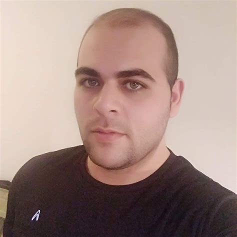 Sulaiman Shamasna Medium