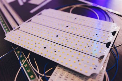Pcb Insulation Non Conductive Layers For Separating Pcb Electrical Pathways