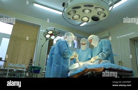 Oncosurgery Three Surgeons And An Anesthesiologist On Oncological