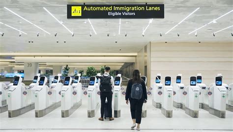 Foreign Visitors Including Msians Can Self Enrol To Use Automated Lanes At Spore Immigration