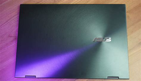 Recenze Asus Zenbook Flip Oled Ux Oled Nadev E Mobilenet Cz