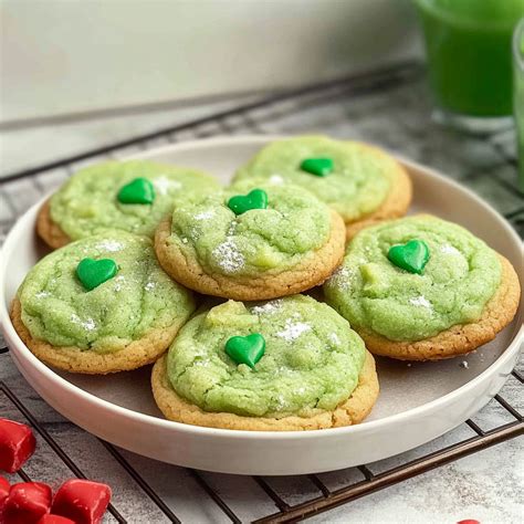 Green Mint Chocolate Chip Cookies