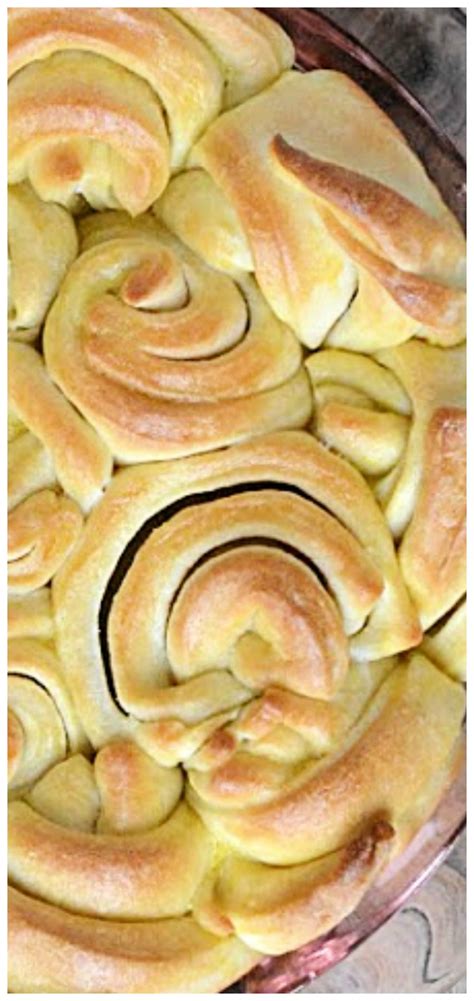 Koledna Pitka Bulgarian Christmas Bread Christmas Bread Kebabs On The Grill Cheesy Potato Soup