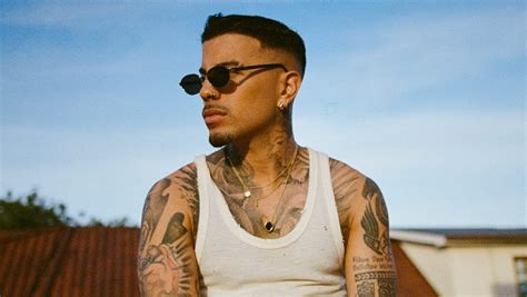 Alejandro Fernández Bromea Con Checo Pérez En Concierto Grupo Milenio