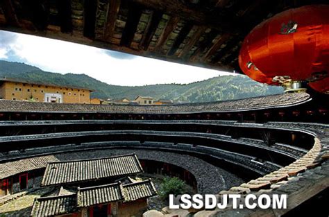 2008年7月6日中国福建土楼被正式列入世界遗产名录 历史上的今天
