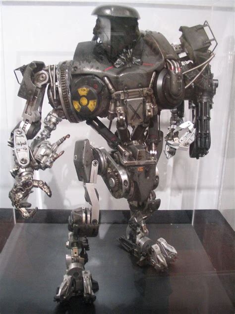Modelo Robocop 2 Caim
