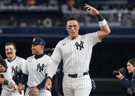 Yankees Aaron Judge Continues Red Hot May With Multi Hit Game Against Padres