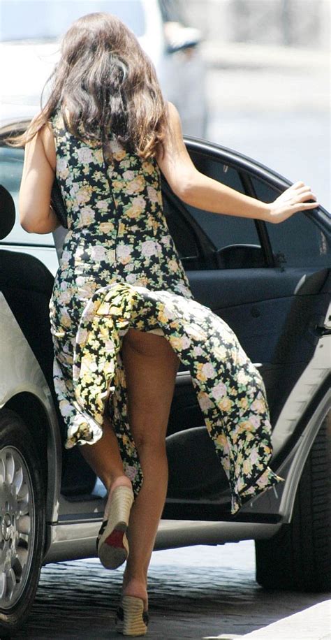 Monica Bellucci Panty Upskirt Celebcunt