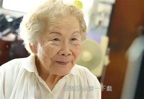 Tvb“御用婆婆”自曝永不言休！60岁入行，为瘫痪女儿圆追星梦