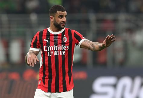 Kyle Walker Pushing To Be Fit For Inter Vs Ac Milan Coppa Italia Second Leg