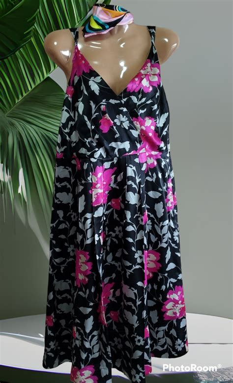 Плаття 100 шовк міді сукня — ціна 370 грн у каталозі Сукні міді Купити жіночі речі за доступною