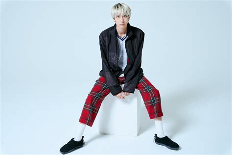 古川毅（super★dragon）「音楽性を衣装でも表現しているグループって、なかなかいない」rerular Interview Vol6