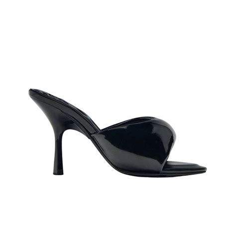 W 자라 X 바비 퀼티드 하이힐 뮬 블랙 Zara Kream