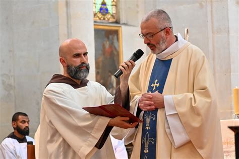 Devenir Capucin Frères Mineurs Capucins Province De France