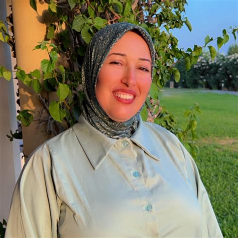 مقادير العجينة 500غ فارينة ملعقتين كبيرتين سكر ملعقة صغيرة خميرة خبز