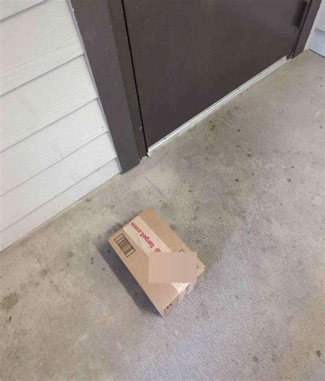 This Is My Package And This Door Doesnt Exist Anywhere Near Me R