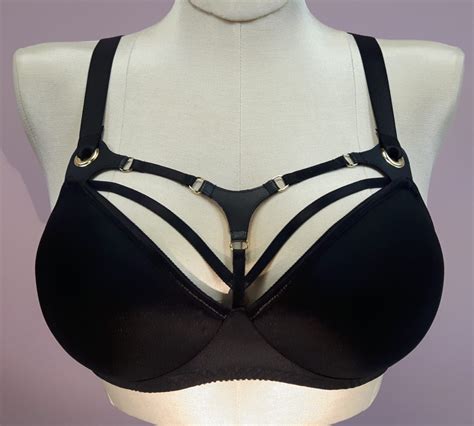 Sexy Strapping And How To Make Them For A DIY Bra Bra Makers Supply
