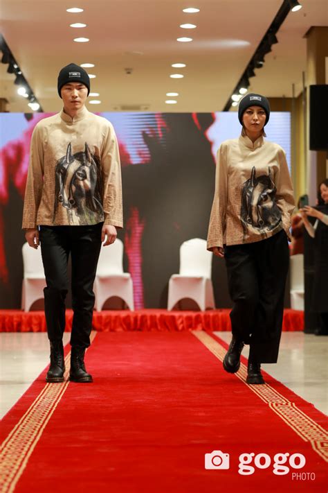 ФОТО “Говь” ХК хаврын яргуй хийморьлог хүлгийн шинжийг агуулсан ШИНЭ коллекцоо танилцууллаа