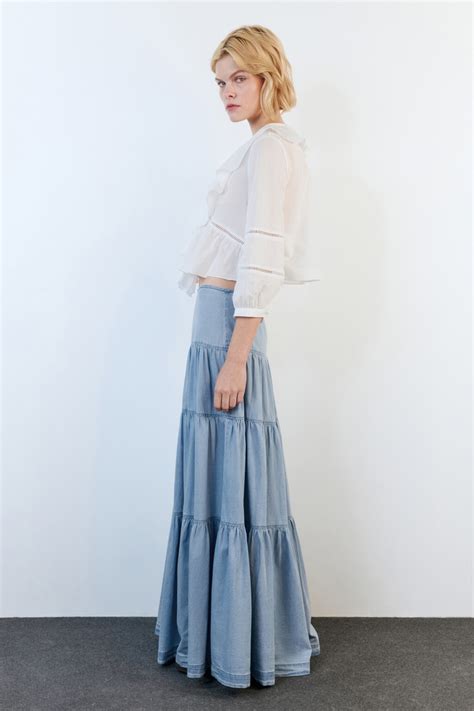 Юбка трапеция макси джинсовая ярусная 2421212068 цвет голубой 101 по цене 299 рублей