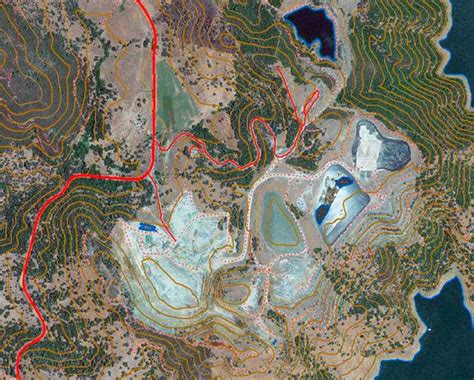 Carson Hill Ca Hydrology Vector Feature Extraction From Geoeye 1 50cm Ortho Imagery Displayed