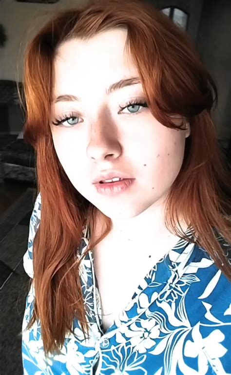 Avysweet19 Cam Model Free Live Sex Show And Chat Stripchat