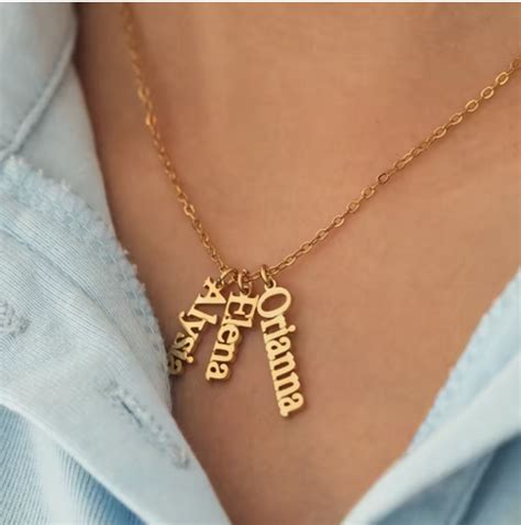 Vertical Name Necklace Lifedotstore