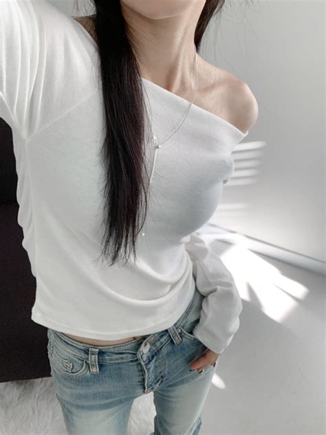 시프트에잇 여리핏 슬림 오프숄더 긴팔 티셔츠 3color