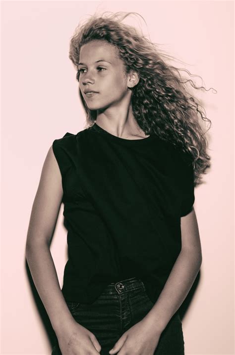 Norah D Network Model Agency