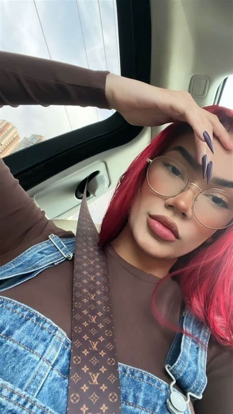 Lara Silva Garotas Fotos Ruiva