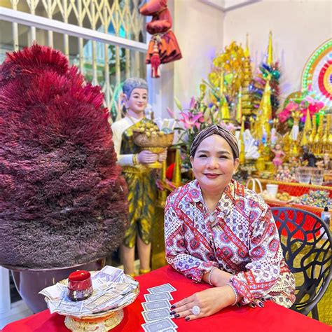 សូម បួងសួង វត្ថុ ស័ក្ដិសិទ្ធិ ជួយ តាម ថែរក្សា បងៗ កងទ័ព ឈរជើង ជួរ មុខ ទទួល បាន ជោគជ័យ ឈ្នះ ពួក