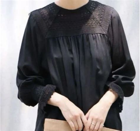 フレームワーク Indiaレースブラウス 刺繍 ブラック 黒 長袖 インド綿 麻 By メルカリ