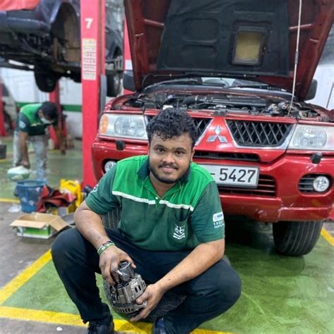 Uchith Lakshan Automotive Technician Hybridhub Piliyandala Linkedin
