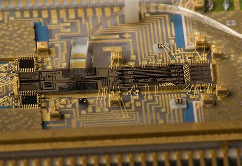 Silicon Photonics Silitronics